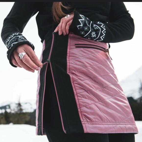 Skhoop | Skirts | Skhoop Kari Insulated Mini Skirt In Misty Rose Size L ...